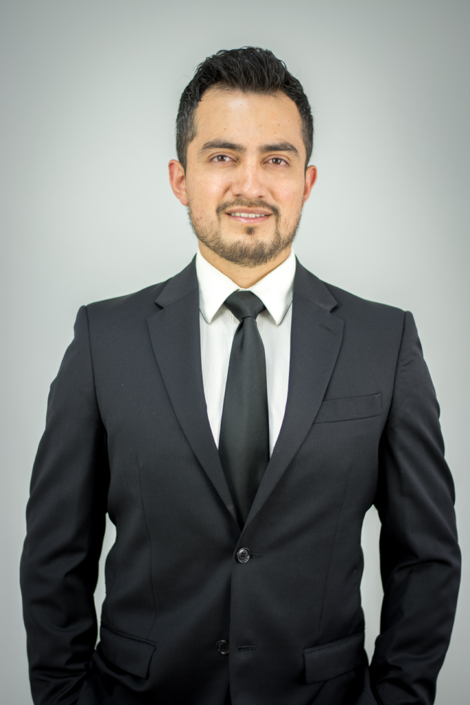Dr. Christian Cáceres - Cirujano Plástico, Estético y Reconstructivo.